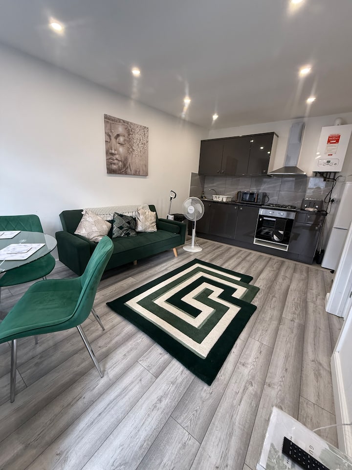 Super 1 Bedroom House  With Garden 7mins To Stn - Barnet