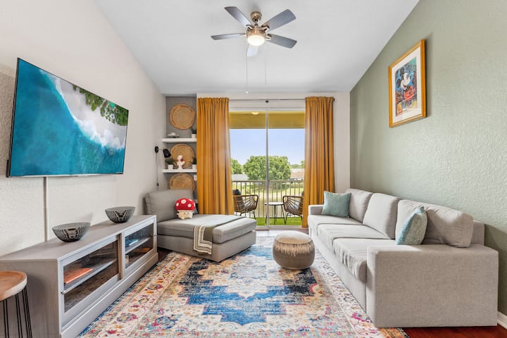 Relaxing Lake View Escape - Florida