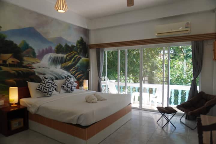 Superior Balcony Studio - Patong Beach