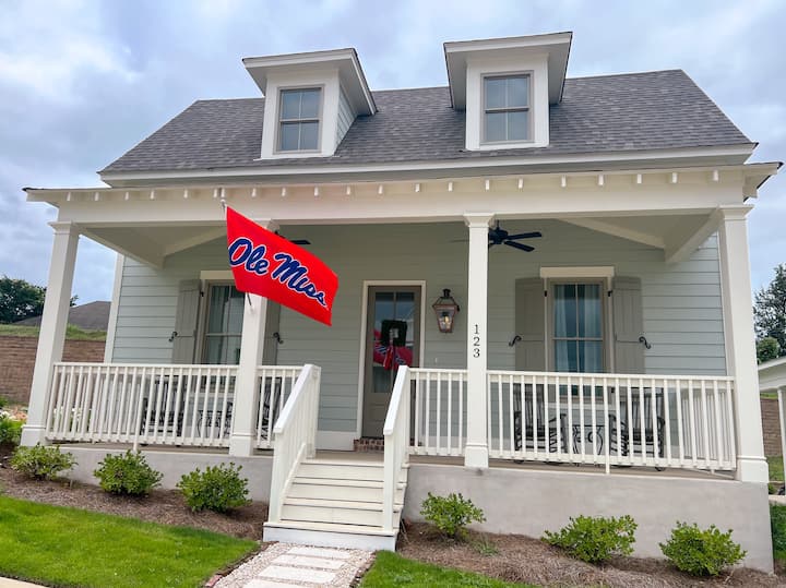 Blue Cottage At The Lamar - Oxford, MS