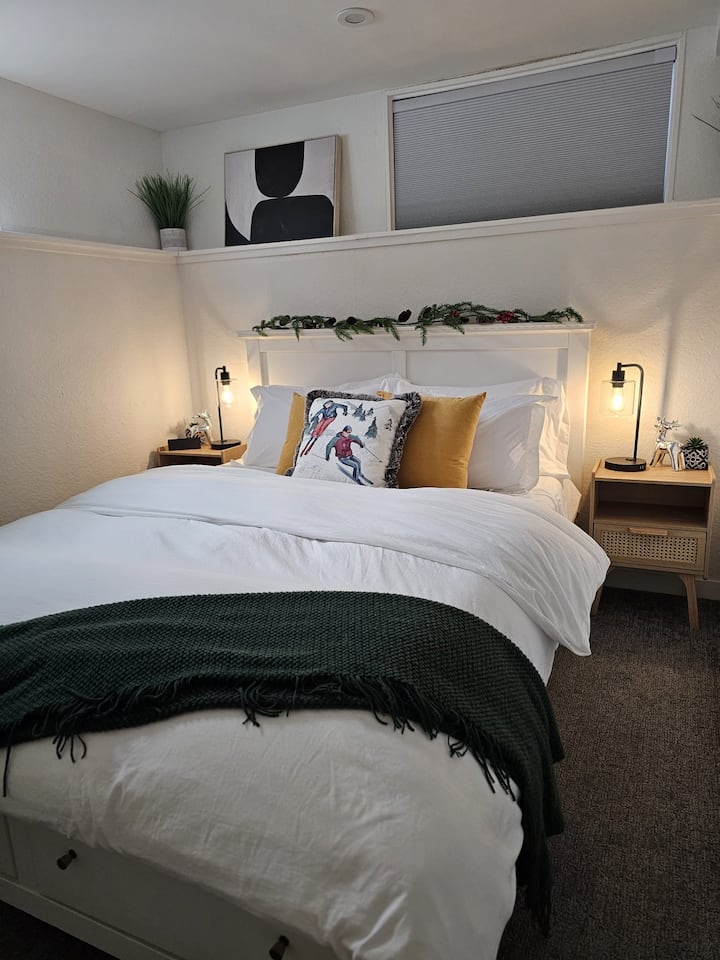 Boho Bliss | Stylish Suite By Uhnbc | Pets Welcome - Prince George