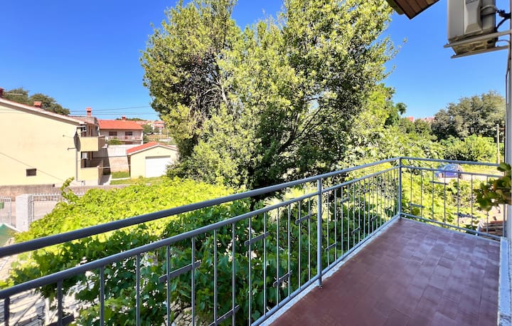 2 Bedroom Gorgeous Apartment In Pula - Medulin