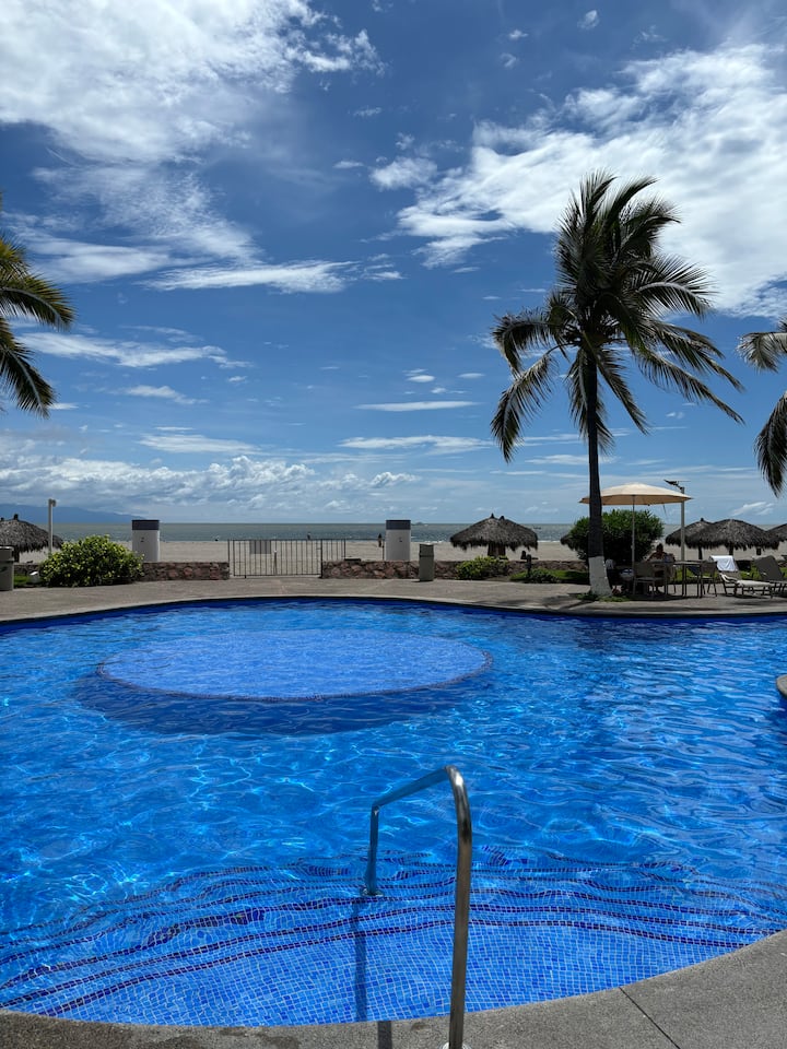 Departamento Frente A La Playa - Nuevo Vallarta