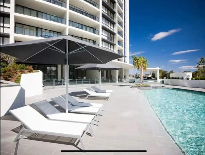 Repose Broadbeach: Rest, Shop, Surf Or Pamper - Broadbeach