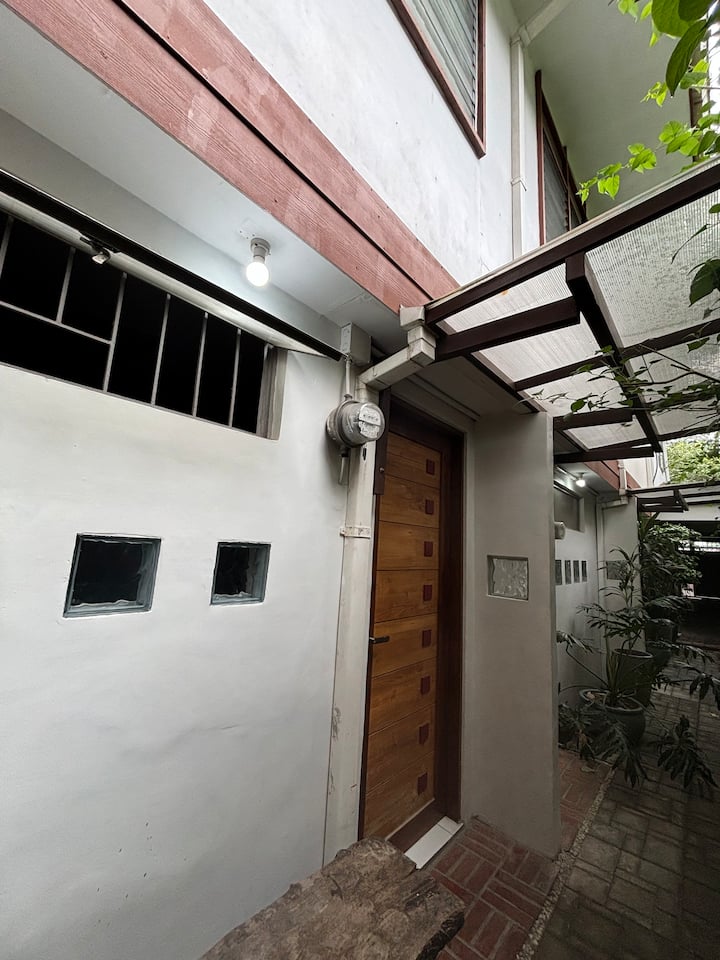 2br Apartment Deep In Anonas - Quezon City