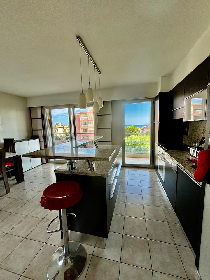Appartement Vue Mer - Résidence De Standing - St-Laurent-du-Var