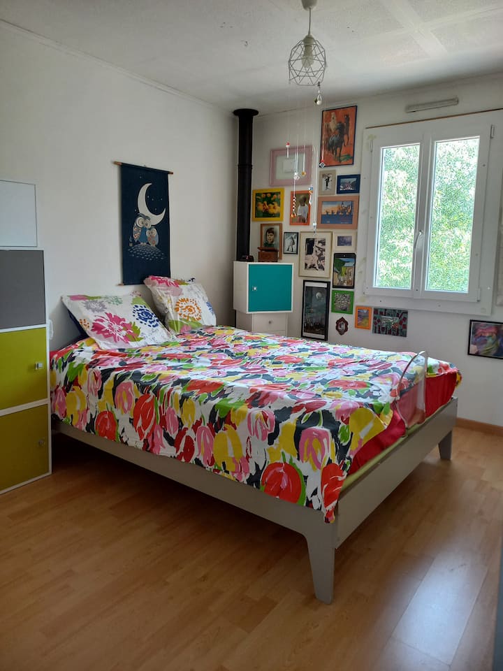 2 Chambres à Lit Double + 1 Lit Bb < 6 Mois - Orange