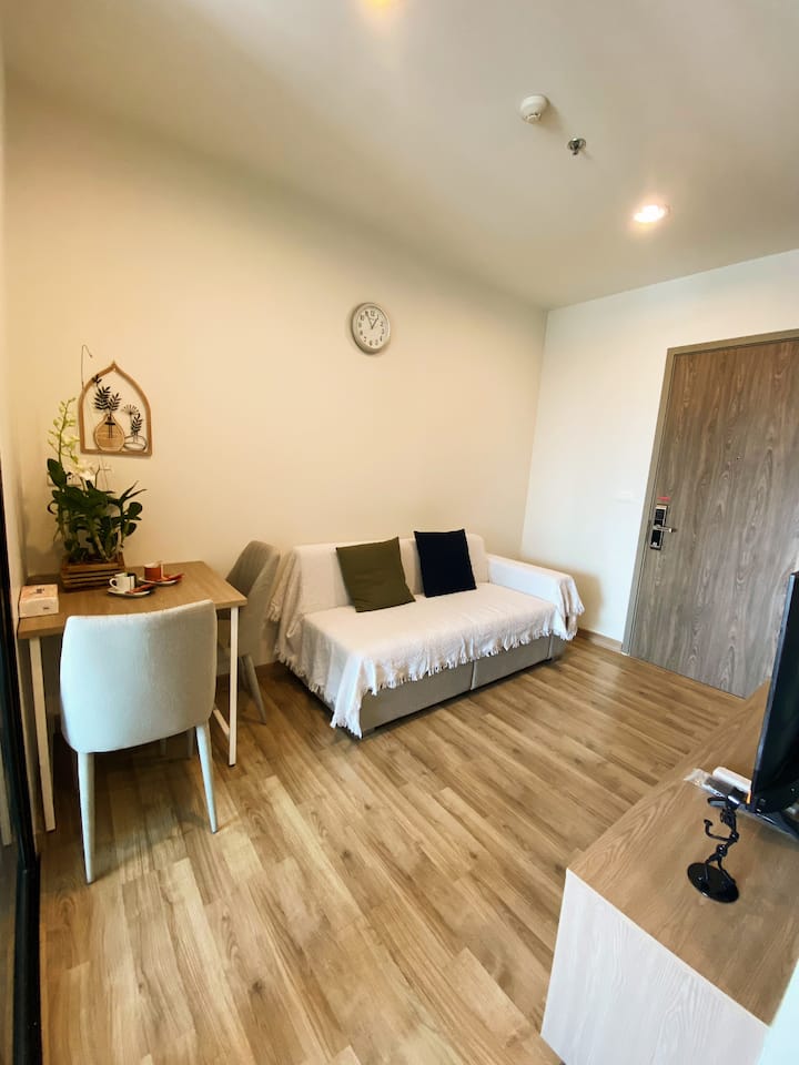 曼谷素坤逸公寓  Bts地铁200米 - Bangkok