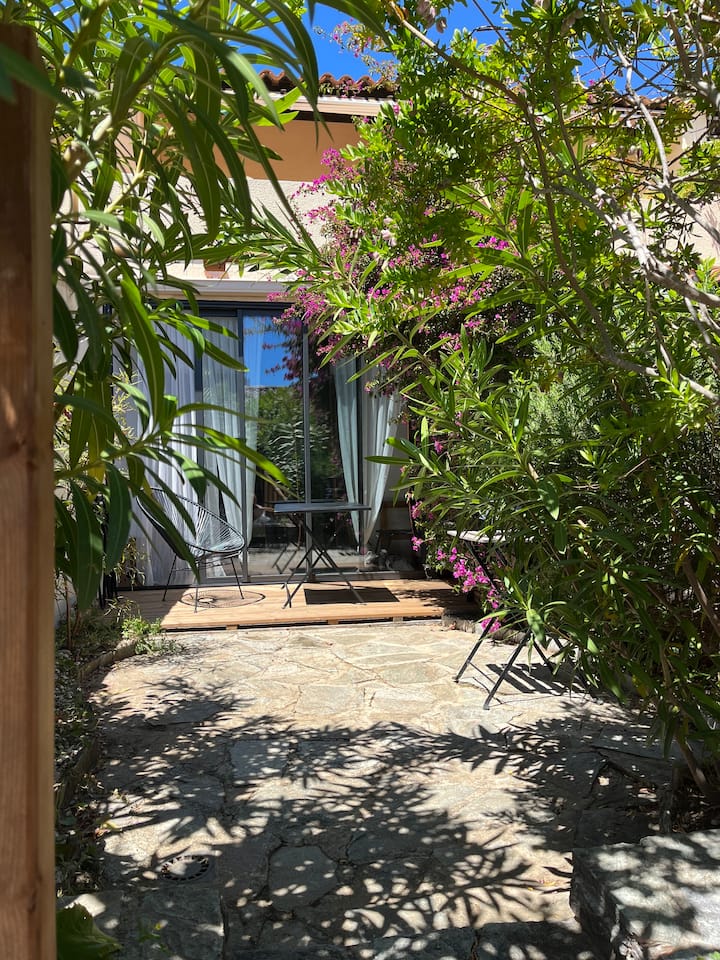 Studio à 5 Min De La Mer - Le Lavandou