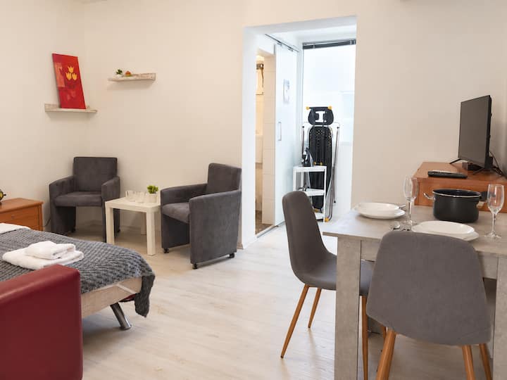 | Skopje Peace - Srna Apartment 3 | - Escópia