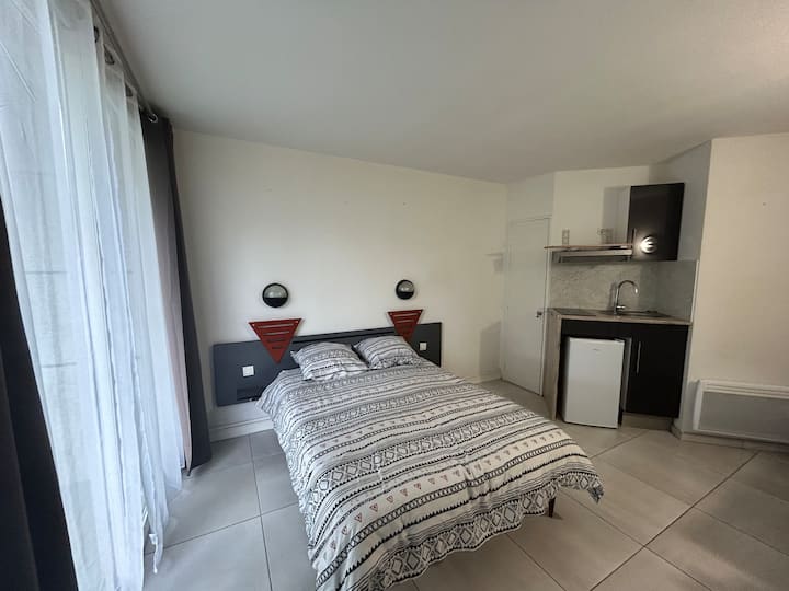 Studio 21m - Chasseneuil-du-Poitou