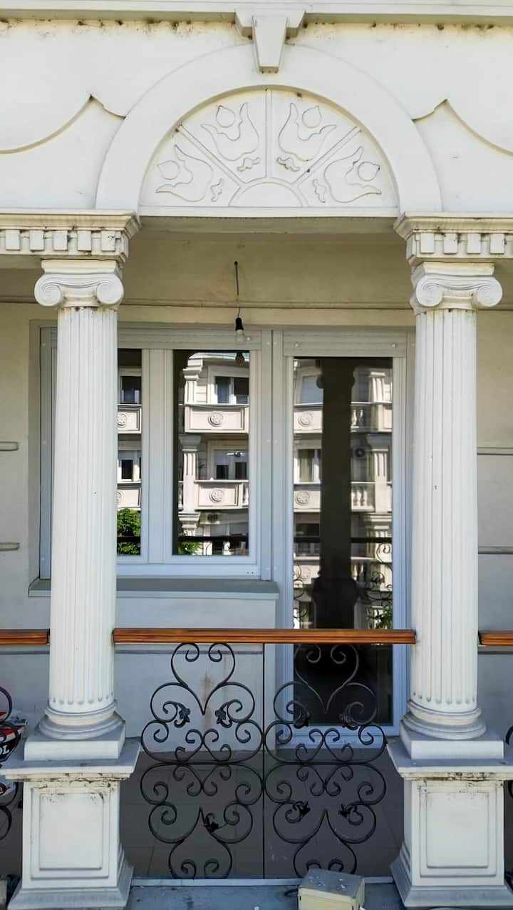 Macedonia Square Apartment - Skopje