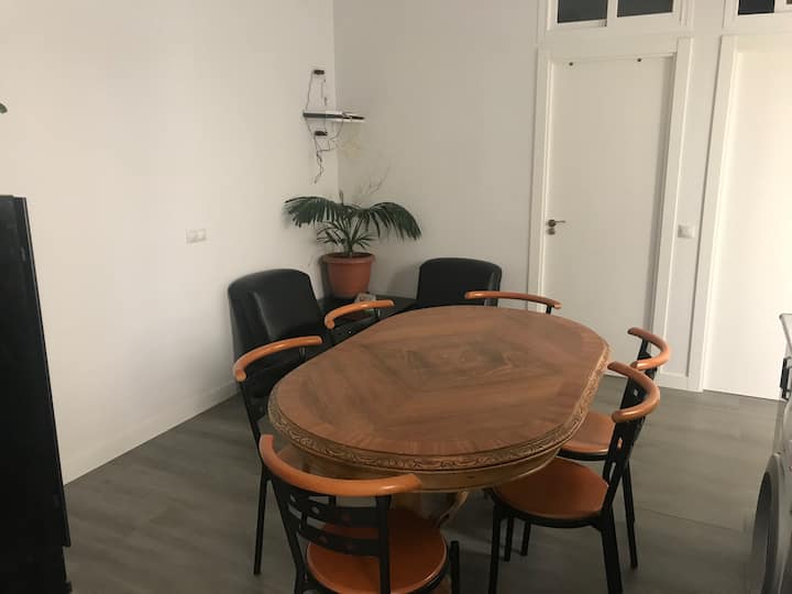3 Habitación Económica Con Cama En Alto - Madrid