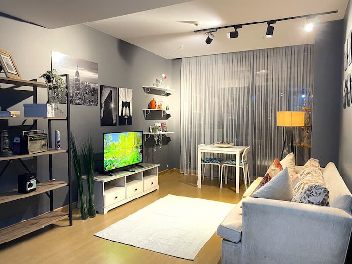 Modern 1-bedroom | Safe Residence, Metro Close - Maltepe