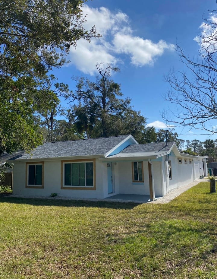 *8 Min From Beach* - Cedar Sea House - Ormond Beach, FL