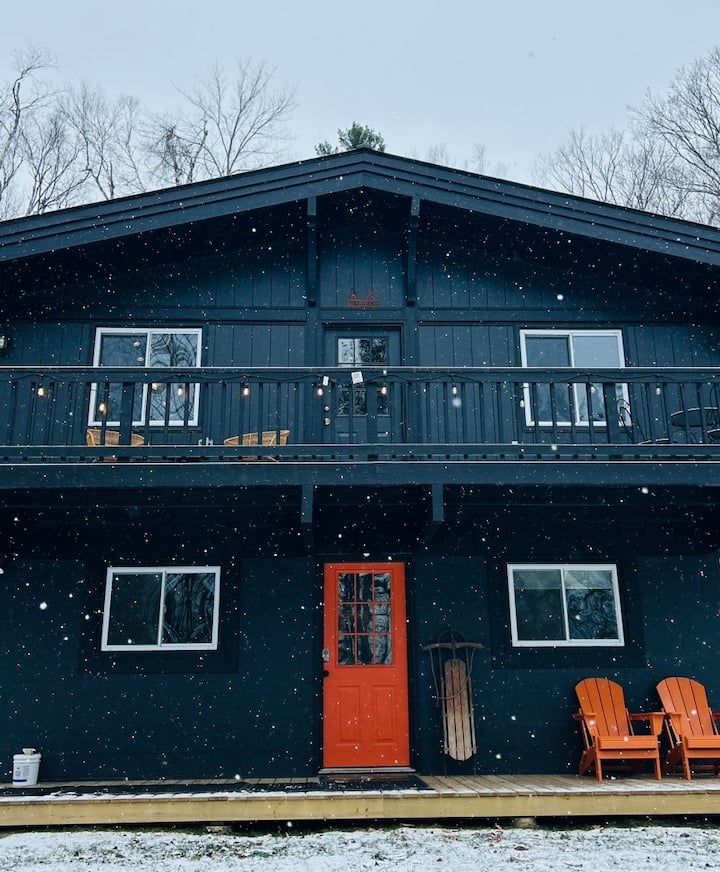Pet-friendly Snowy Ski Chalet In The Woods - Ludlow, VT
