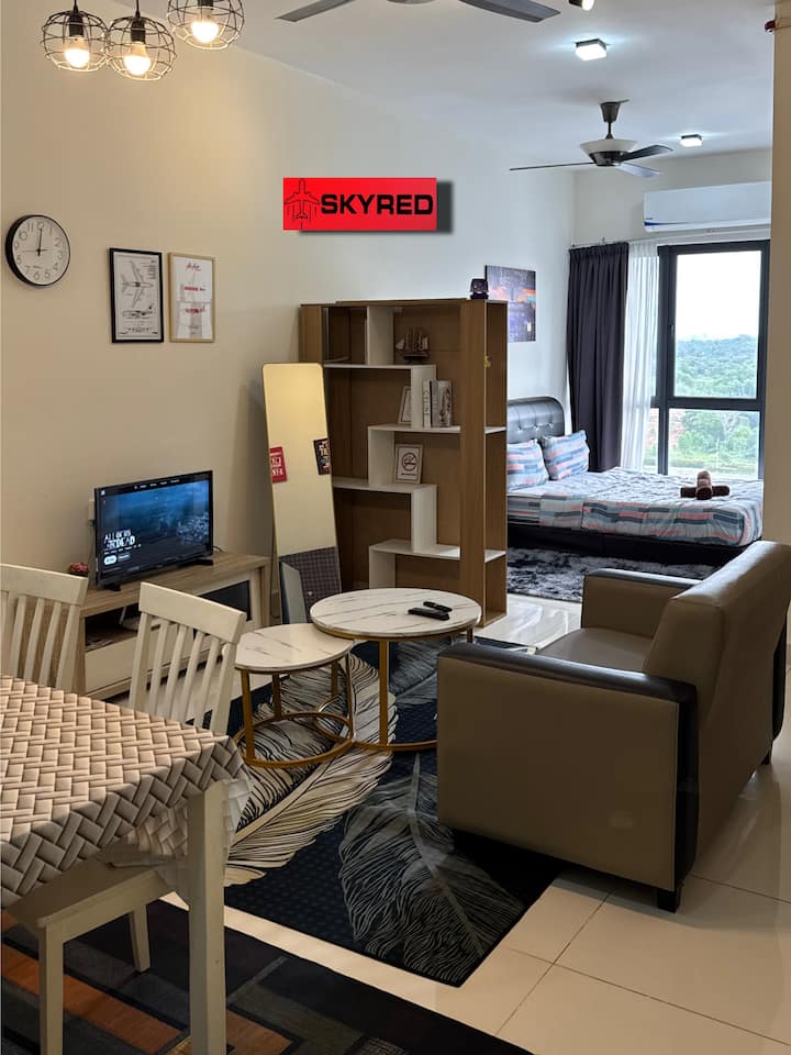 Netflix (Skyred) A-09-28 Core Soho Near Klia - Kuala Lumpur Airport (KUL)