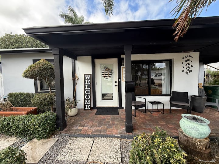 Bry’s Place (Private Apartment) - Coconut Creek, FL