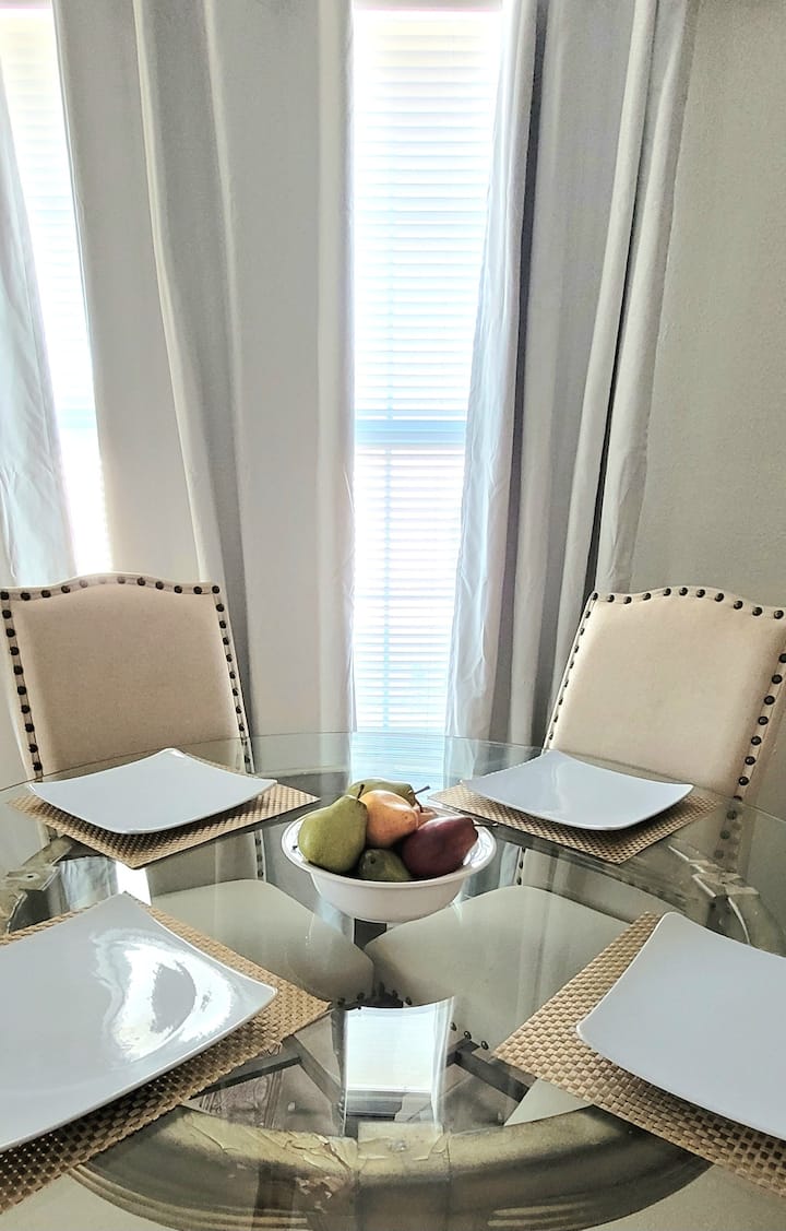 Gated 3br | Huge Driveway | Old East Dallas & Dtwn - Dallas, TX