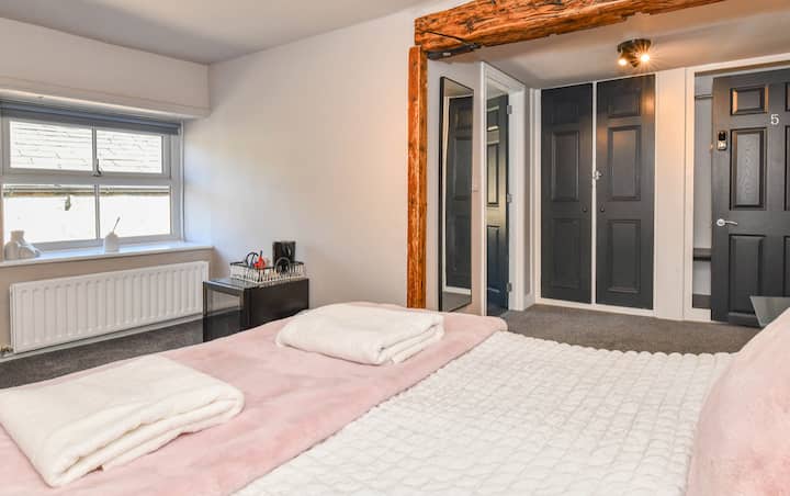 Mill Bridge Room 5 Town Centre - Skipton