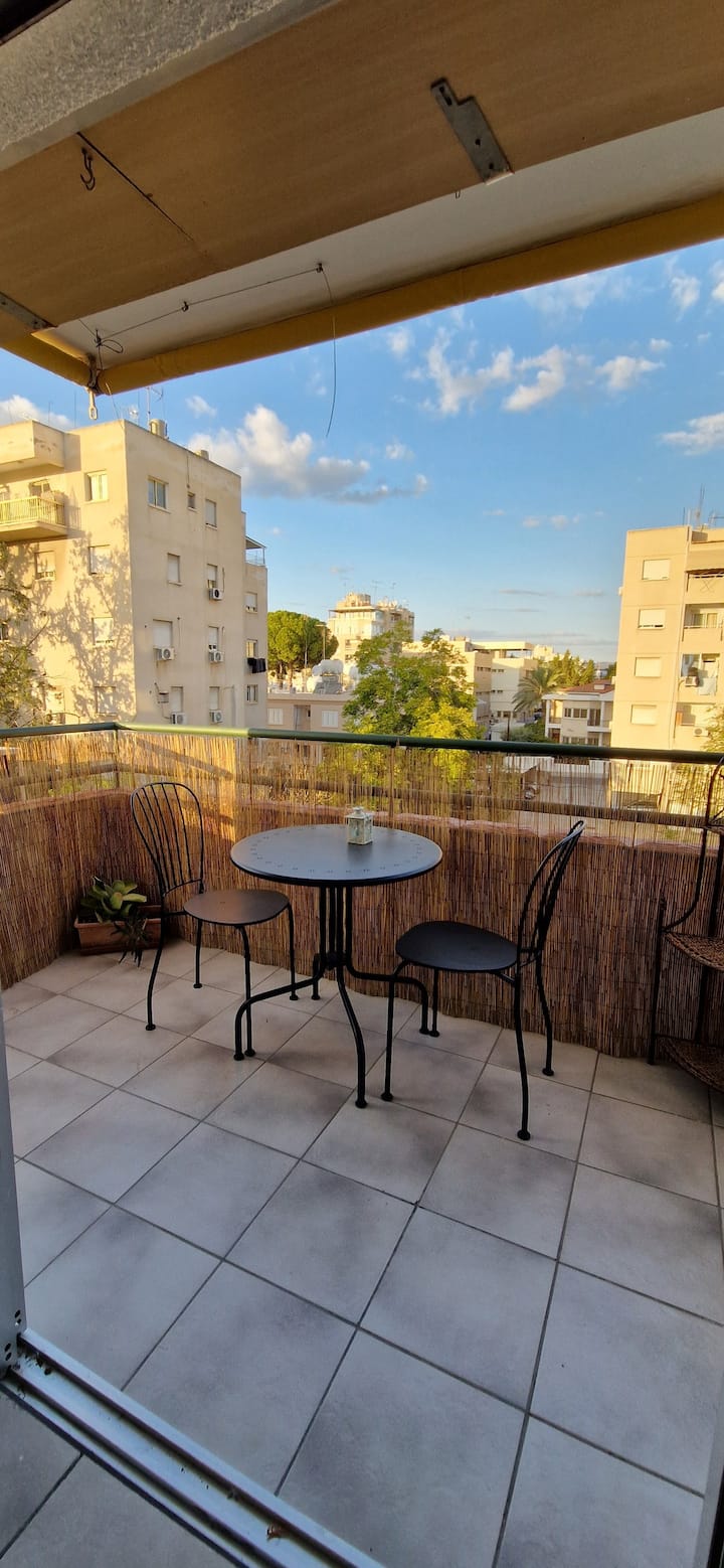 Welcome To Your Spacious Nicosia Flat! - Nicosia