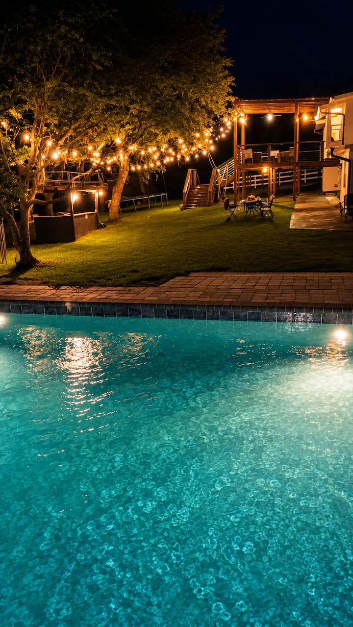 The Ranch Perfect For 2 Families | Pool&2 Kitchens - DeLand, FL