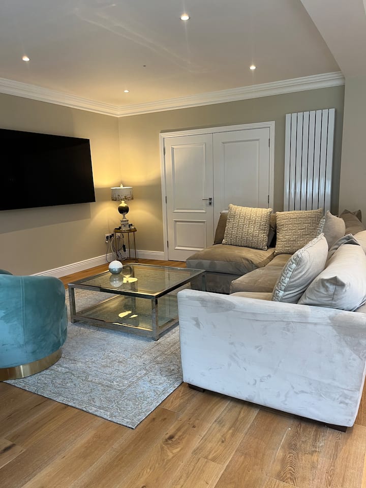 Spacious Family Home - Dún Laoghaire