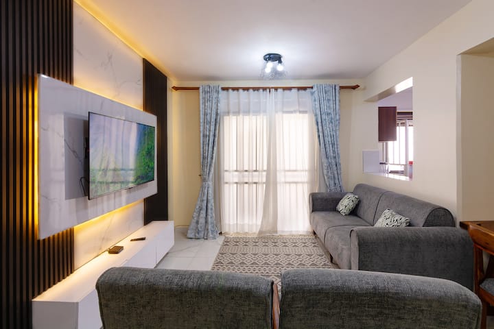 Ivyrose Luxury Apartment No.5 Stunning Pool View - Kampala