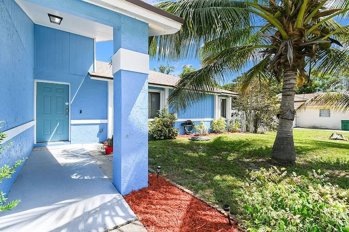 Tropical Oasis In Port St Lucie - Port St. Lucie, FL