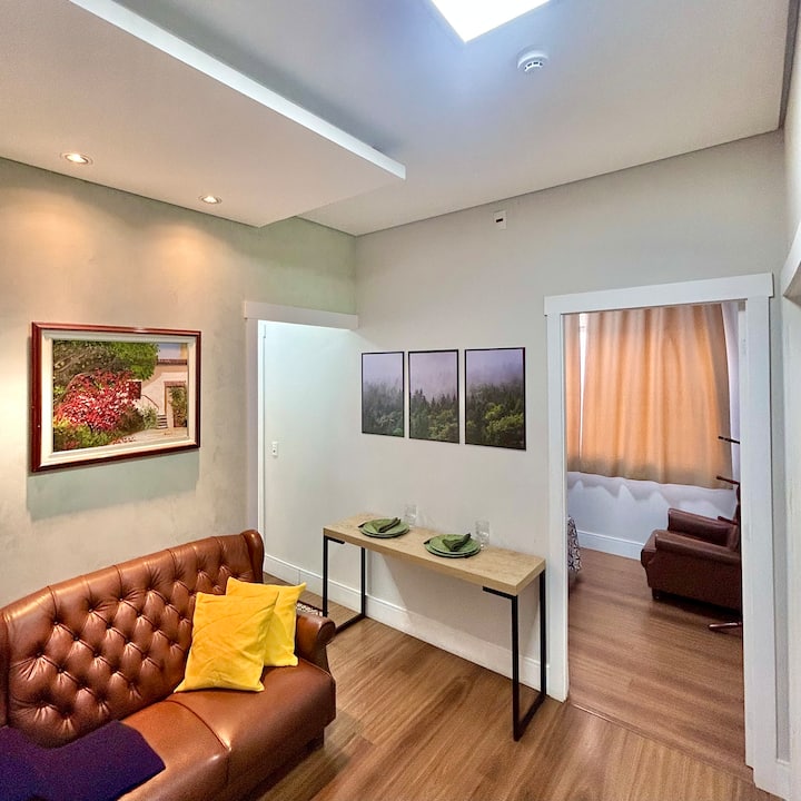 Flat Prime Aconchegante • Ar-cond.:• Vaga • Centro - Campinas