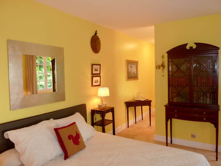 Chambre Urtxintxa
La Bergerie D’anne-marie - Sare