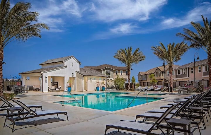 Ontario Airport 3b &3b House With Warm Pool - Ontario, CA
