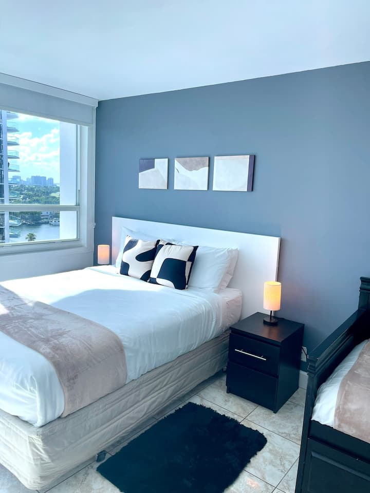 Cute Studio Bay View! Free Parking! - Miami Beach