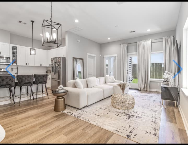 Home Away From Home - Humble, TX