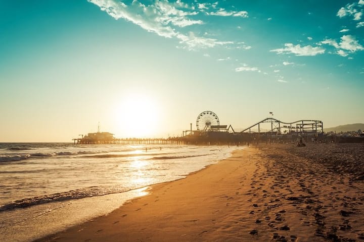 Beautiful 2bd/2bth Apartment In Santa Monica - Santa Monica, CA