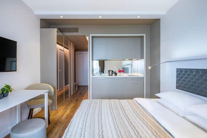 Seaview Apartment In Marriott - Batumi