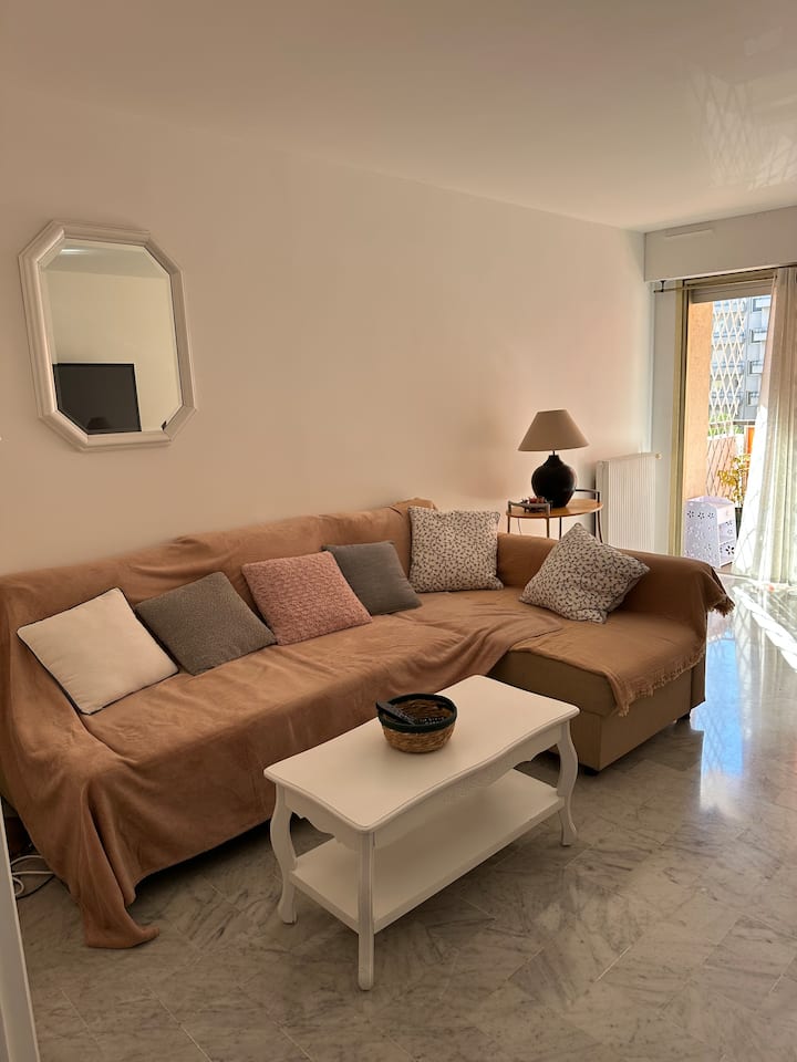 Beau 3 Pièces Rénové Bord De Mer - Cagnes-sur-Mer