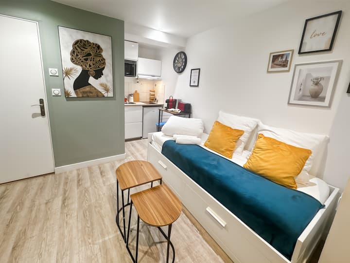 Le Studio 13 - Confortable - Central - Montgermont