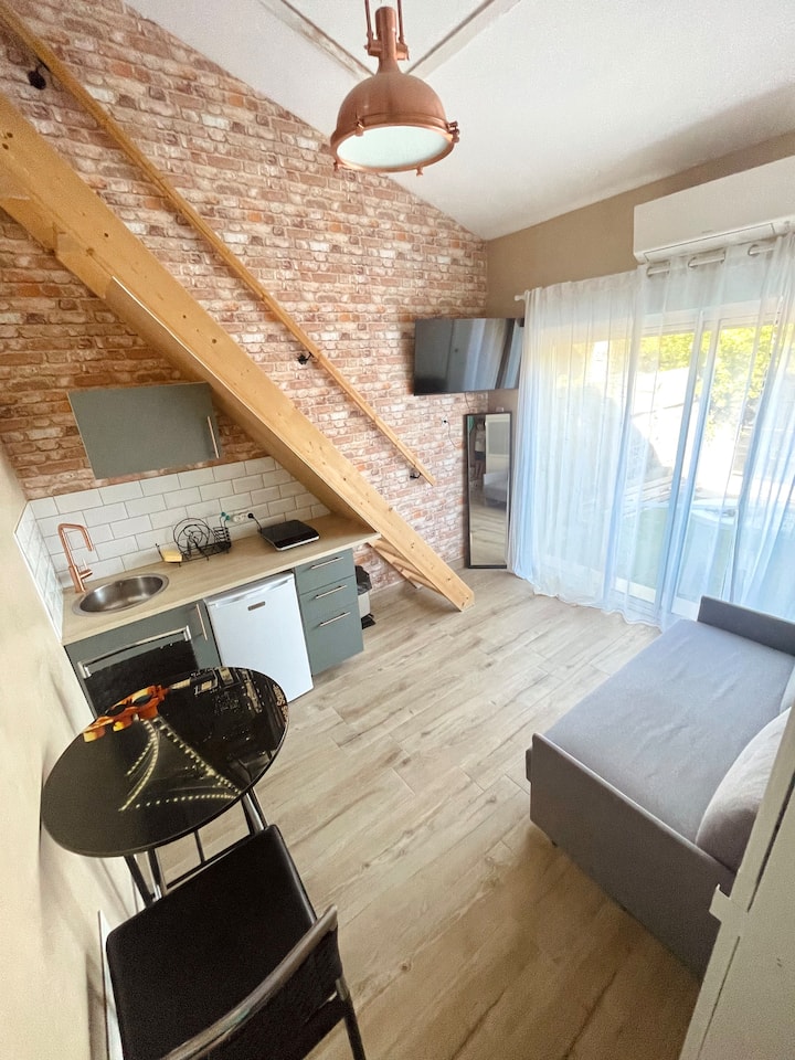Superbe Studio Climatisé Proche Mer Et Plage - Saint-Mandrier-sur-Mer