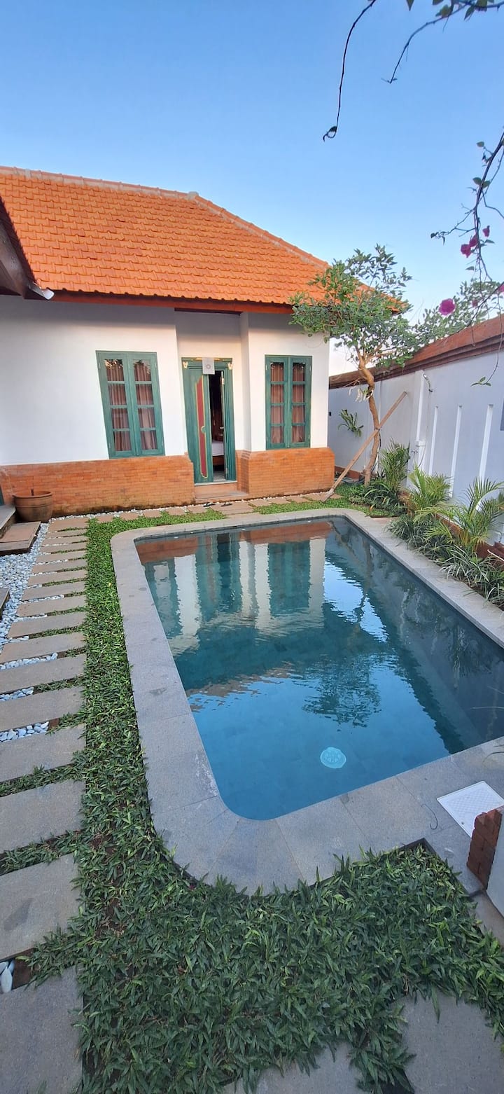 Quiet Family Friendly 2br Villa W/pool In Sanur - Denpasar