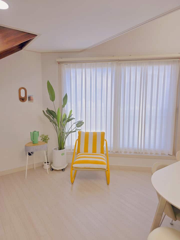 [프롬스테이B]#스텐바이미#블루투스 스피커 (황리단길10분) - Gyeongju-si