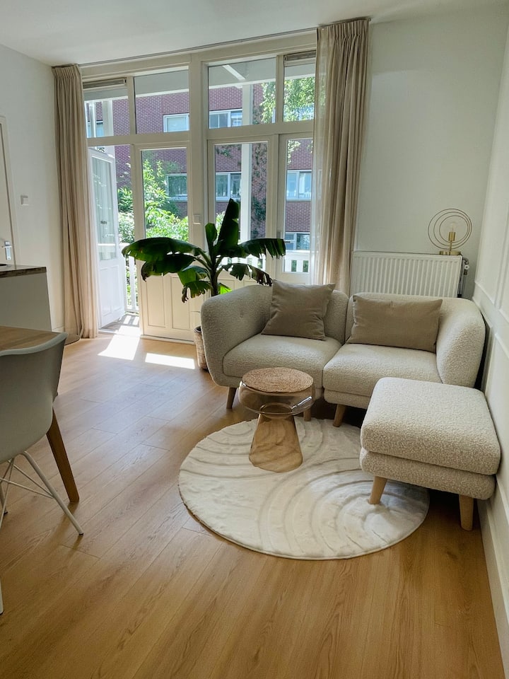 Appartement In Staatsliedenbuurt - Amsterdam