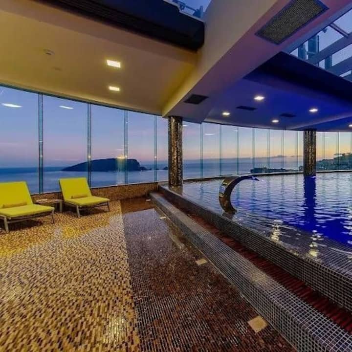 Big Apart In Hotel Near Beach - Budva