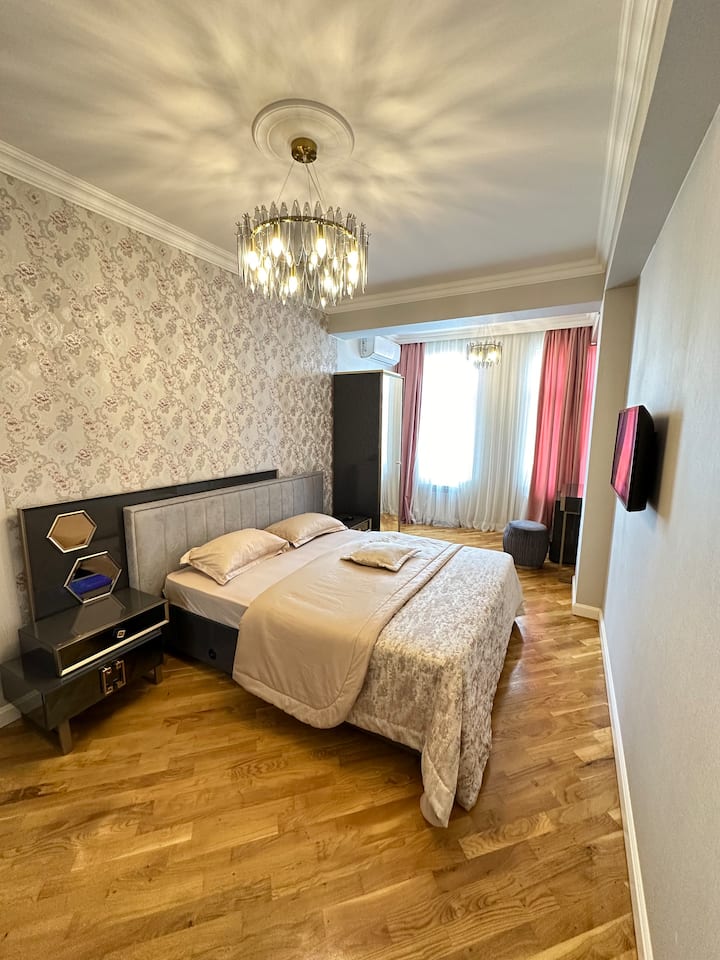 Infront Of The Usa Embassy(centreof Baku-2bedroom) - Baku