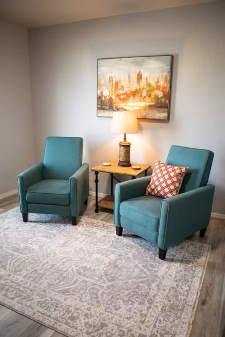 New, Private Apt.
Reserve Now! Check In 4-10 Pm - Caldwell, ID