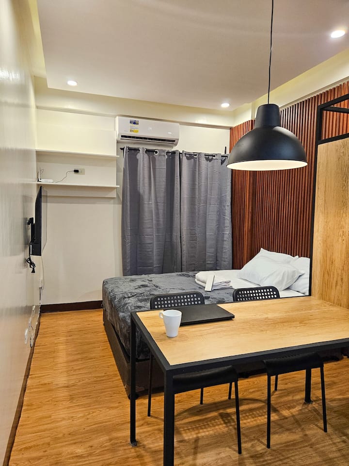 Comfy Condo (3f) In Valenzuela - Valenzuela