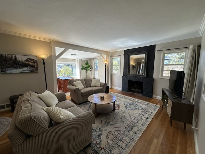 Prescott Getaway - Near Courthouse Square - Prescott, AZ