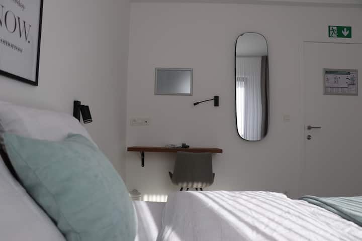 1.2 Private Room, Bathroom Ghent - Gent