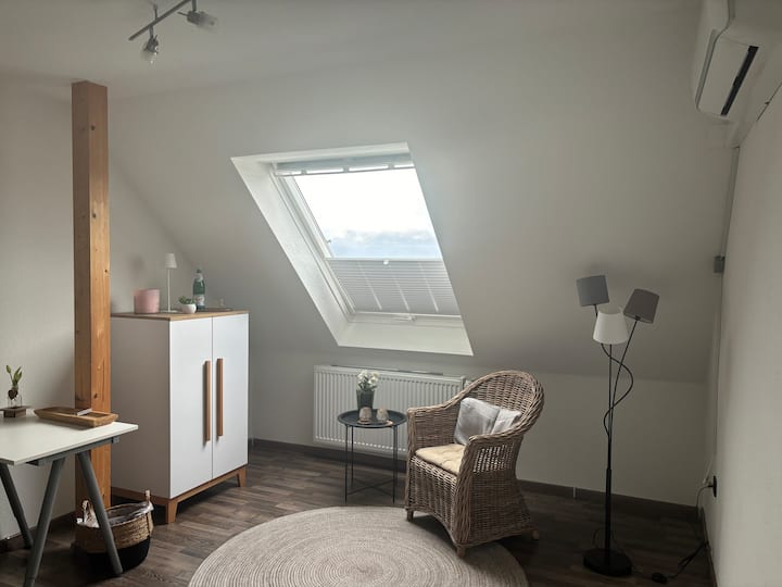 Gemütliches Zimmer Mit Klimaanlage - Dormagen