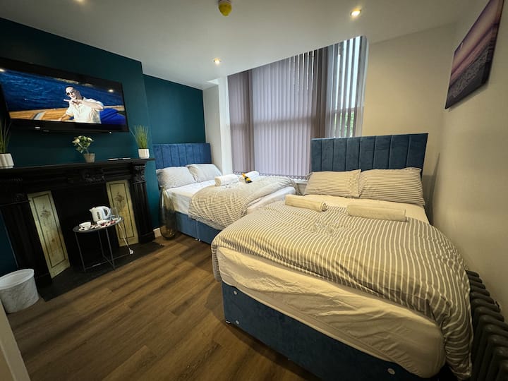 Luxury Southgate House 6 Bedroom 6 Bathroom - Hebden Bridge